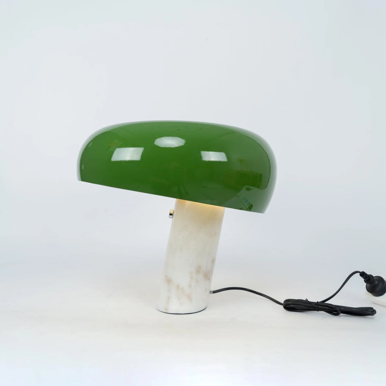 Snoopy Table Lamp – CHAL